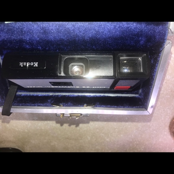 Kodak | Other | Vintage Kodak Pocket Instamatic 2 Camera Wflash | Poshmark